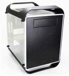 BitFenix Prodigy Window Side Panel - PC Mod